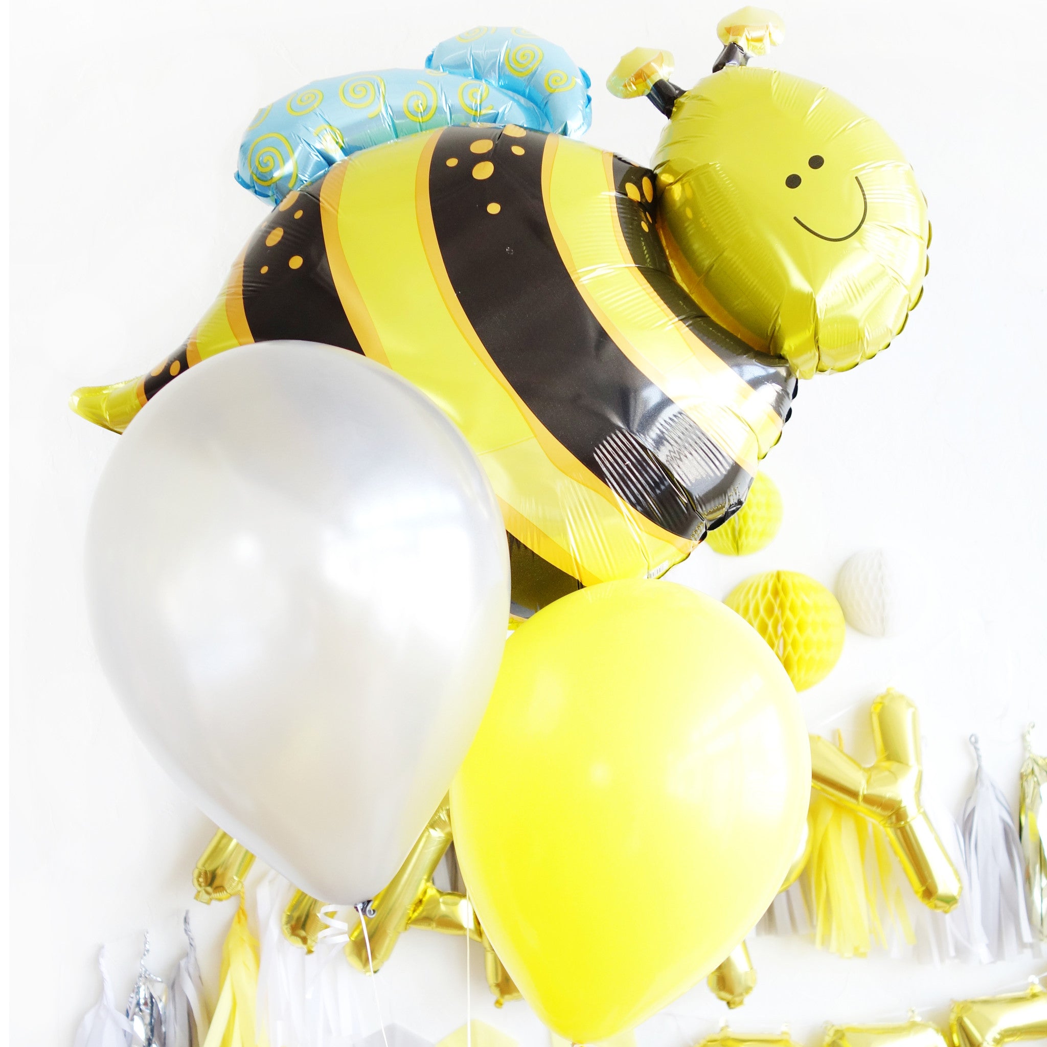 Bumble Bee Balloon | Oh Shiny! Balloons & Party, Pasadena